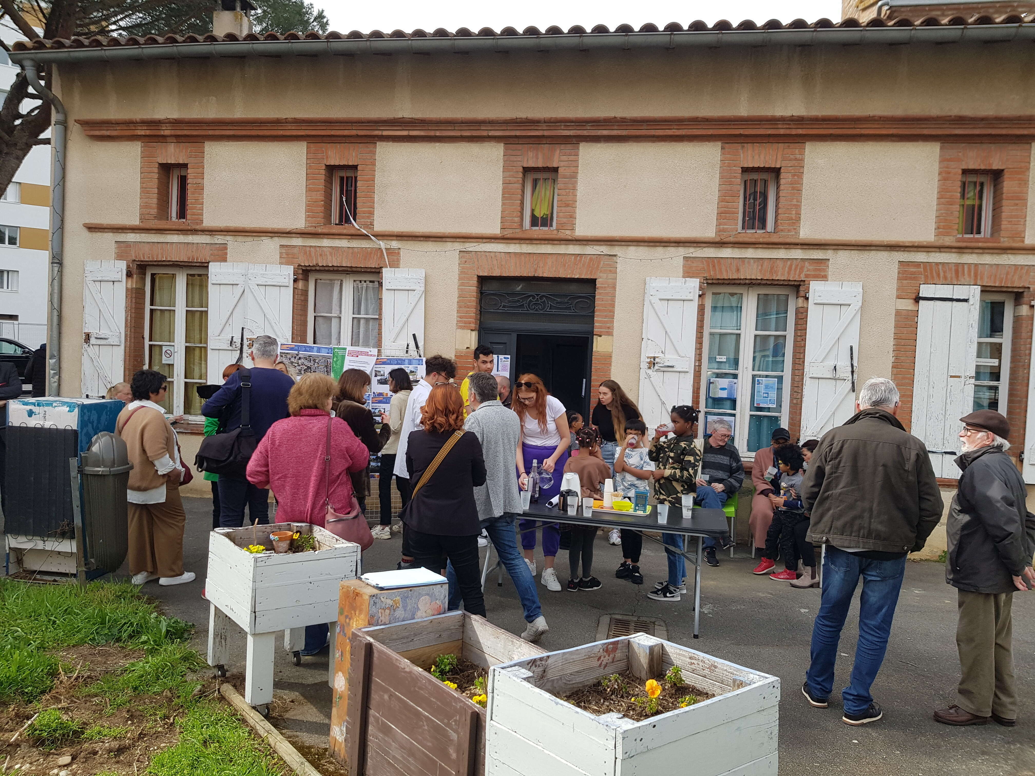 Présentation des projets de rénovation des espaces publics d'En Jacca ...