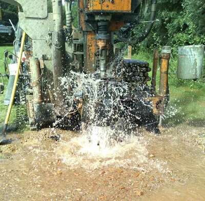 FORAGE EAU à Saint-Georges-des-Gardes (49120)