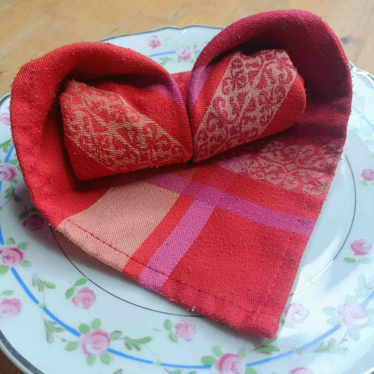 St Valentin : Recettes - Pliages de serviettes