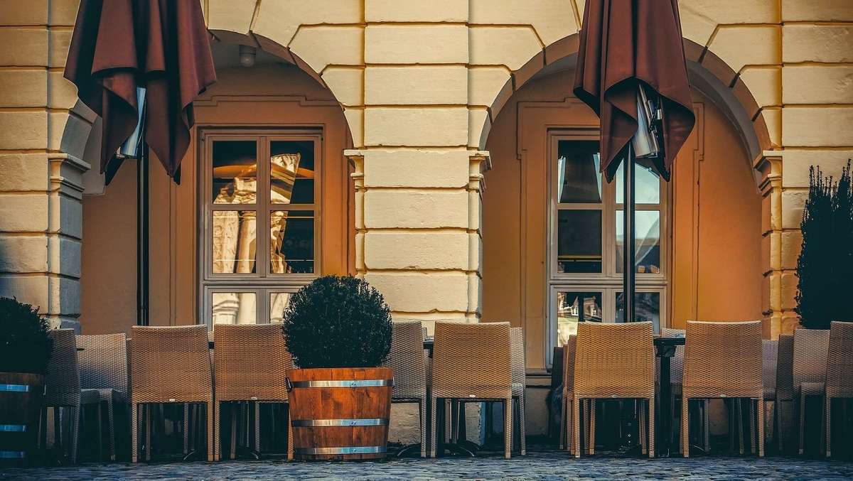 Fabrication - Rénovation - Habillage de devantures en bois de ...