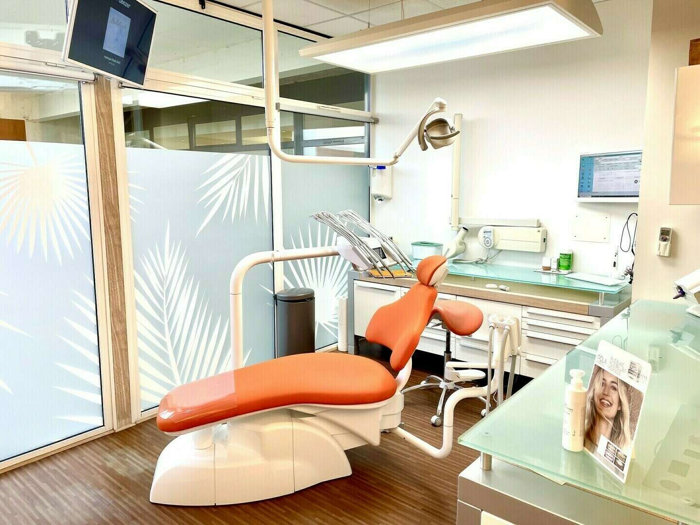 Chirurgien-dentiste Aytré – Dr Claire DANIEL-BORDERIE