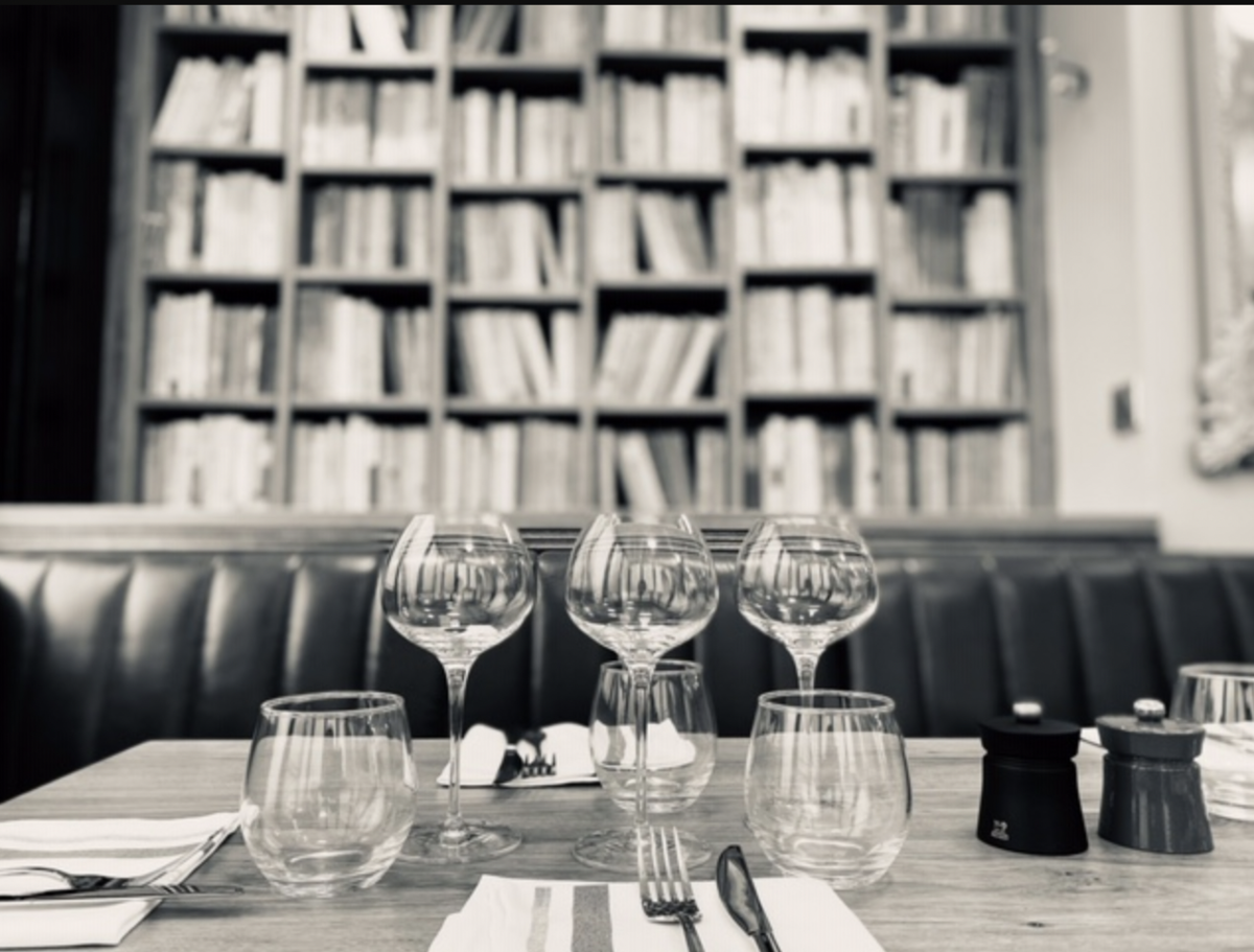 L'INTEMPOREL, bistrot traditionnel à Créteil