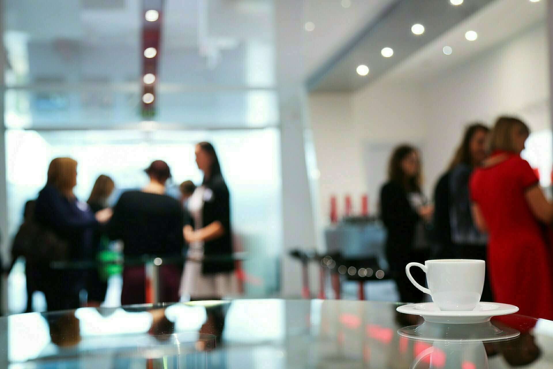 Maison Lyovel – Machines à café, distributeurs de boissons