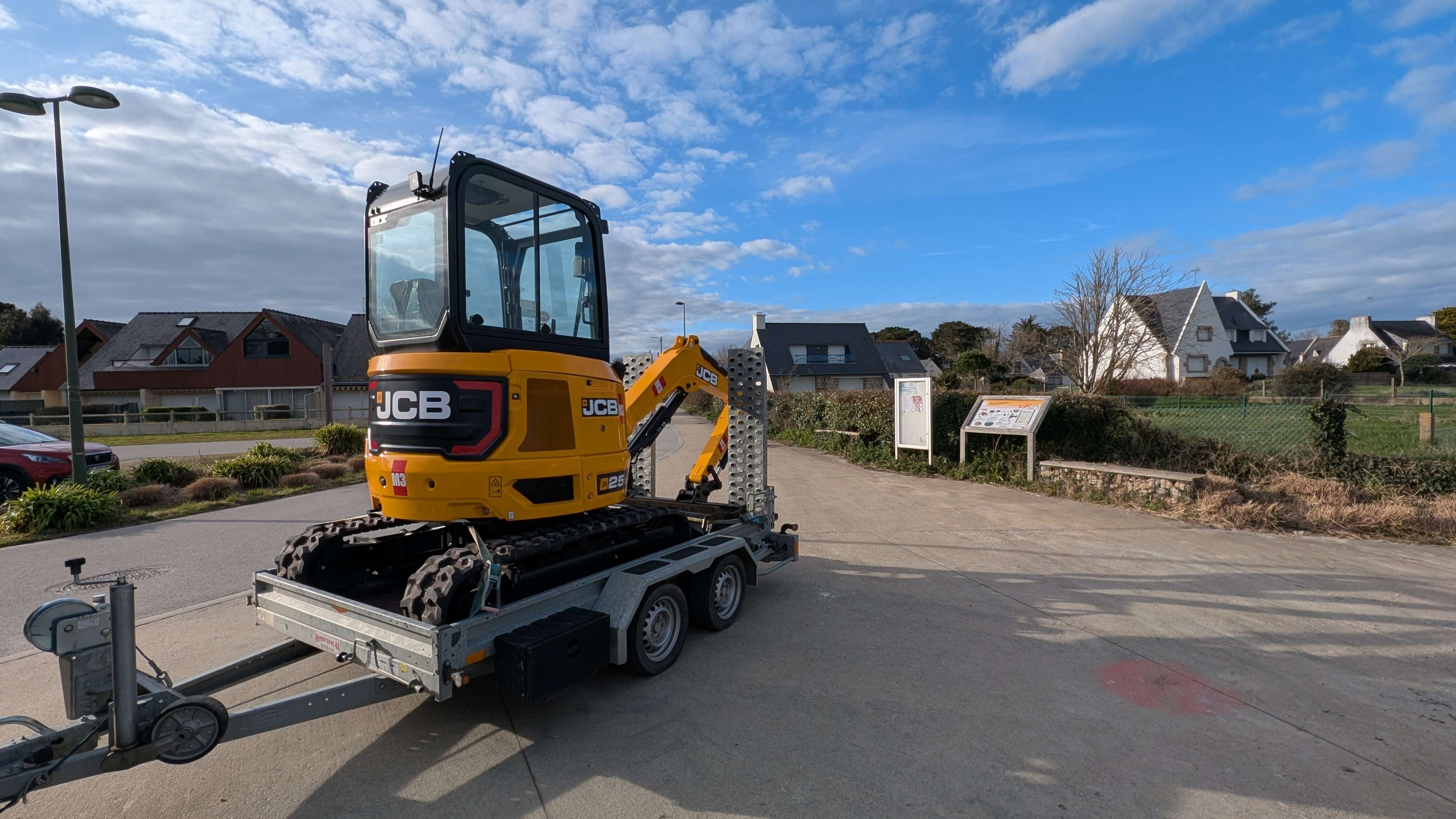 Tarifs mini-pelle | LOCATP56