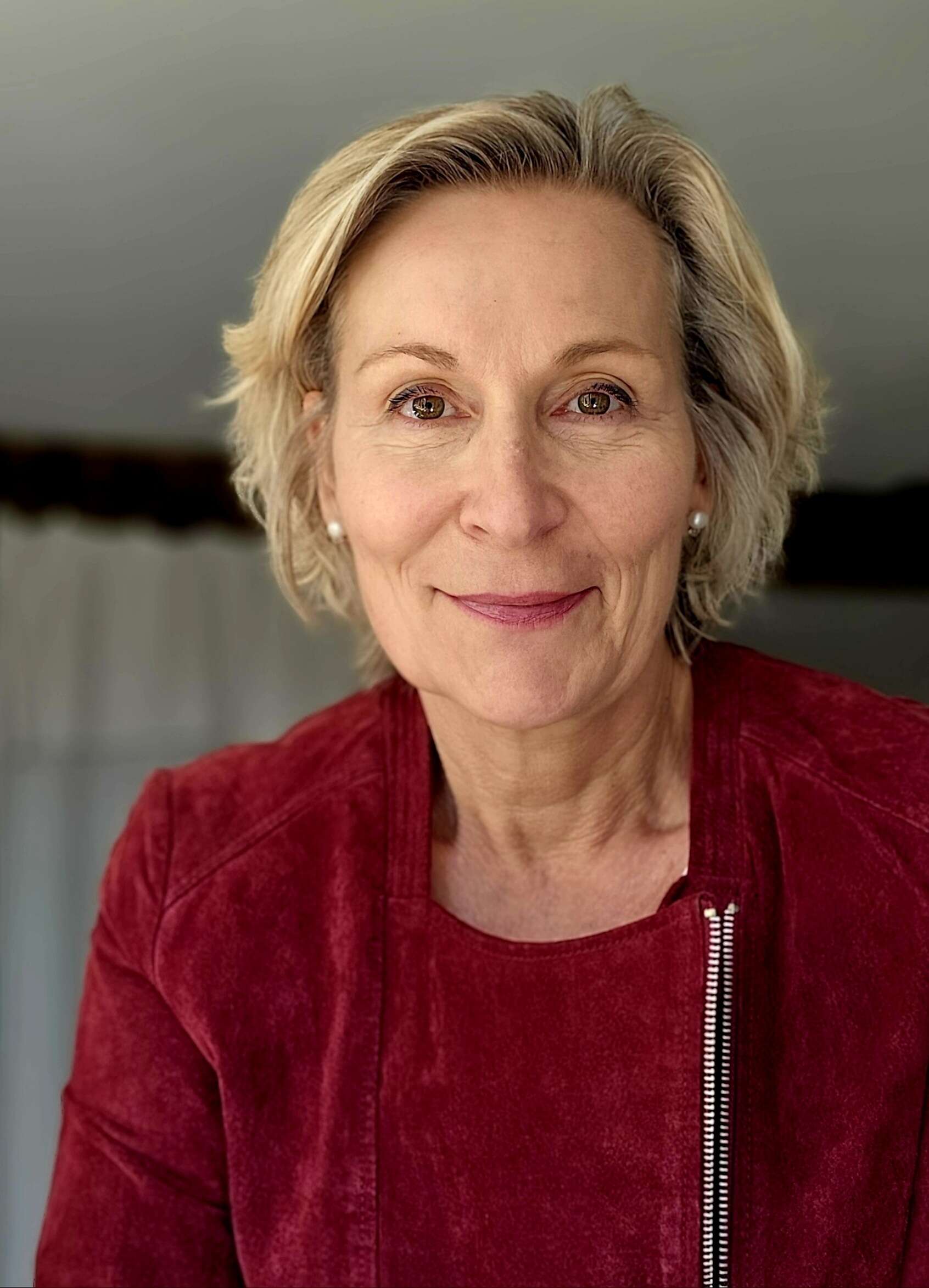 Contactez Isabelle Deprez, experte en Mixité et Transformation