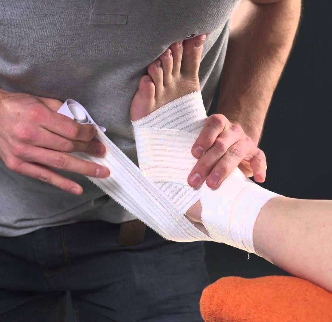 Kinésio taping : l’explication des jolies bandes de couleur | Blog