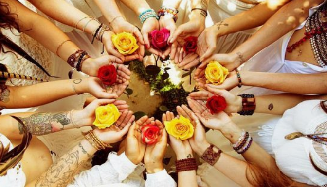 Guérison féminine : cercle de femmes et rituels