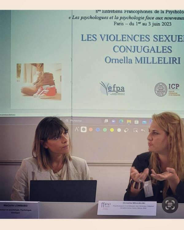Direction du symposium consacré aux violences sexuelles féminines en ...